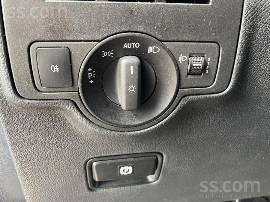 Melns Mercedes-Benz Vito 2017 Rīga, ar dzinēja tilpumu 2.20 L un nobraukumu 266 tūkst. km par 12490 €, foto 24 vietnē AUTOMOTO.COM.LV