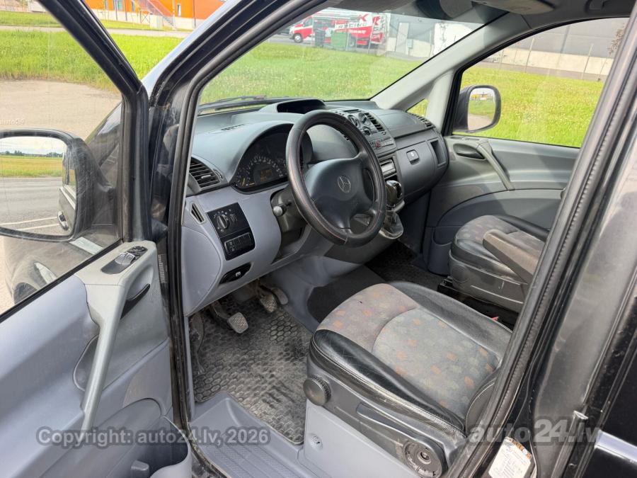 Melns Mercedes-Benz Vito 2006 Tallina, ar dzinēja tilpumu 2.10 L un nobraukumu 48 tūkst. km par 3900 €, foto 12 vietnē AUTOMOTO.COM.LV