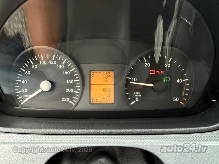 Melns Mercedes-Benz Vito 2010 Tartu, ar dzinēja tilpumu 2.10 L un nobraukumu 277 tūkst. km par 9299 €, foto 8 vietnē AUTOMOTO.COM.LV