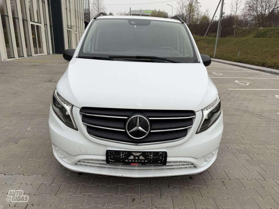 Black Mercedes-Benz Vito 2020 in Vilnius, with an engine capacity of 1.90 L and mileage of 323 thousand km for 17950 €, photo 4 on AUTOMOTO.COM.LV
