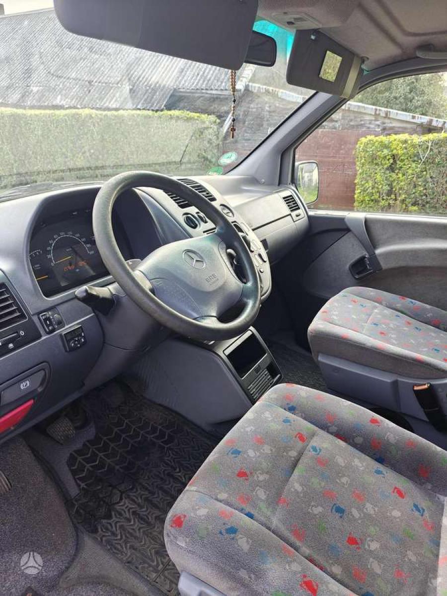 Zils Mercedes-Benz Vito 2002 Marijampole, ar dzinēja tilpumu 2.15 L un nobraukumu 258 tūkst. km par 3350 €, foto 8 vietnē AUTOMOTO.COM.LV