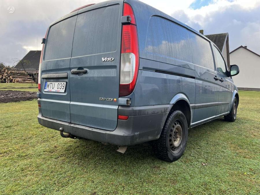Zils Mercedes-Benz Vito 2007 Alīta, ar dzinēja tilpumu 2.99 L un nobraukumu 449 tūkst. km par 3150 €, foto 4 vietnē AUTOMOTO.COM.LV