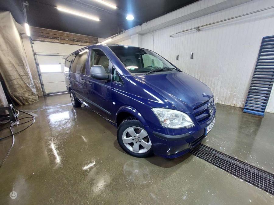 Blue Mercedes-Benz Vito 2010 in Klaipeda, with an engine capacity of 2.20 L and mileage of 294 thousand km for 3500 €, photo 3 on AUTOMOTO.COM.LV