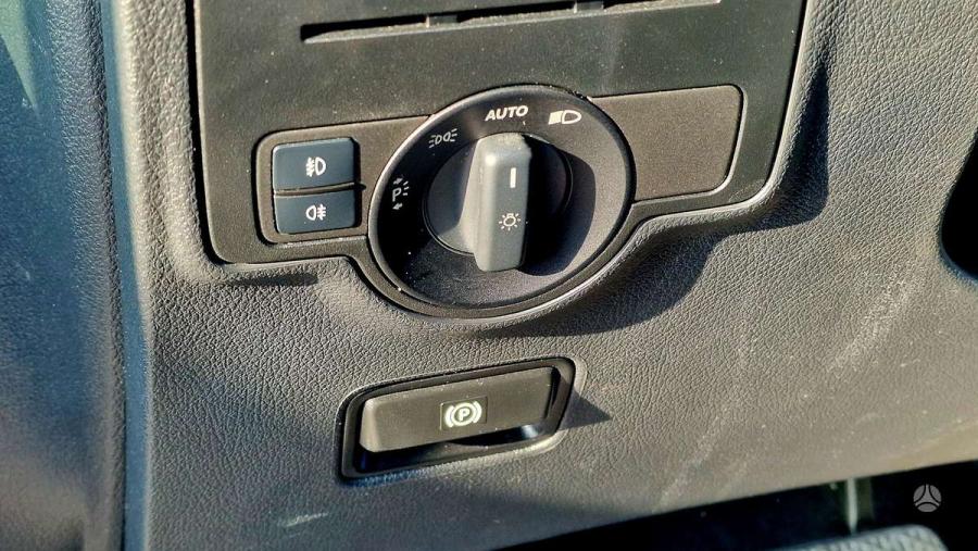Blue Mercedes-Benz Vito 2016 in Kretinga, with an engine capacity of 1.99 L and mileage of 204 thousand km for 18300 €, photo 23 on AUTOMOTO.COM.LV