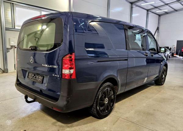 Blue Mercedes-Benz Vito 2016 in Marijampole, with an engine capacity of 2.14 L and mileage of 217 thousand km for 12990 €, photo 4 on AUTOMOTO.COM.LV
