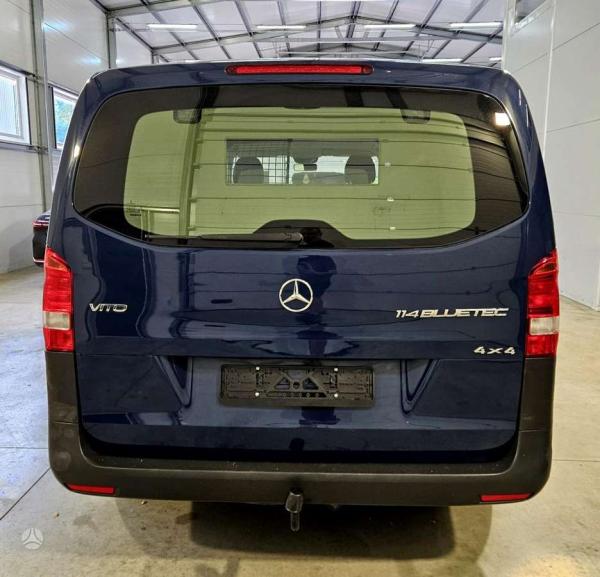 Blue Mercedes-Benz Vito 2016 in Marijampole, with an engine capacity of 2.14 L and mileage of 217 thousand km for 12990 €, photo 5 on AUTOMOTO.COM.LV