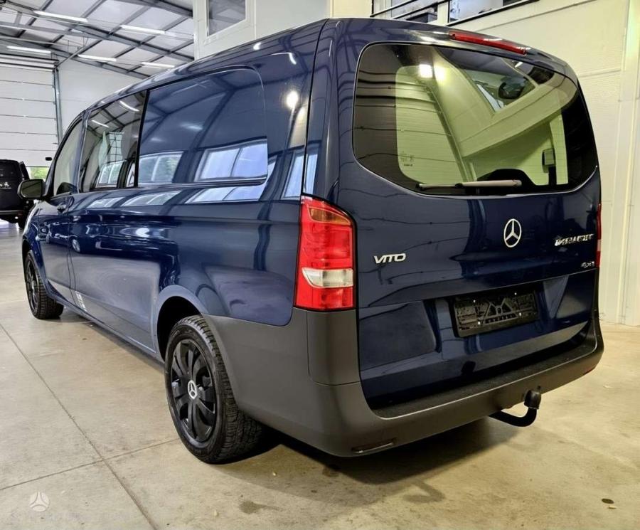 Blue Mercedes-Benz Vito 2016 in Marijampole, with an engine capacity of 2.14 L and mileage of 217 thousand km for 12990 €, photo 7 on AUTOMOTO.COM.LV