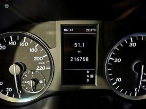 Blue Mercedes-Benz Vito 2016 in Marijampole, with an engine capacity of 2.14 L and mileage of 217 thousand km for 12990 €, photo 17 on AUTOMOTO.COM.LV