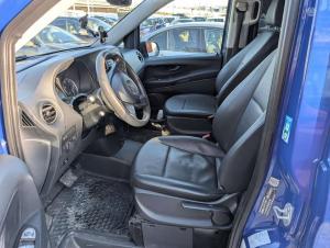 Blue Mercedes-Benz Vito 2019 in Vilnius, with an engine capacity of 2.14 L and mileage of 64 thousand km for 31880 €, photo 15 on AUTOMOTO.COM.LV