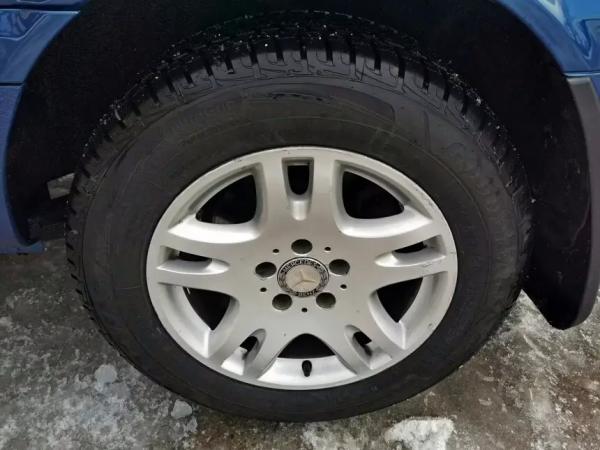 Zils Mercedes-Benz Vito 2005 Rīga, ar dzinēja tilpumu 2.20 L un nobraukumu 395 tūkst. km par 4590 €, foto 6 vietnē AUTOMOTO.COM.LV