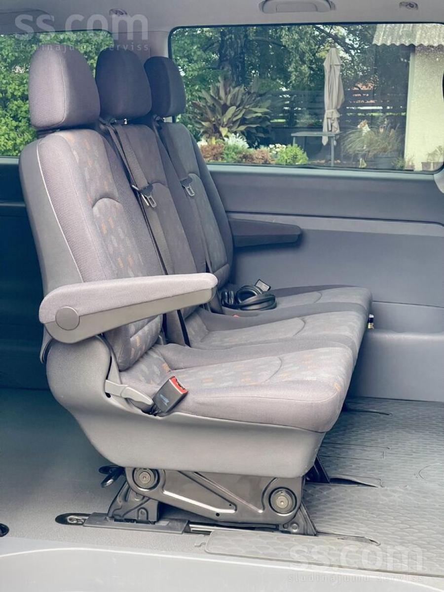 Blue Mercedes-Benz Vito 2006 in Bauska, with an engine capacity of 2.10 L and mileage of 266 thousand km for 6000 €, photo 12 on AUTOMOTO.COM.LV