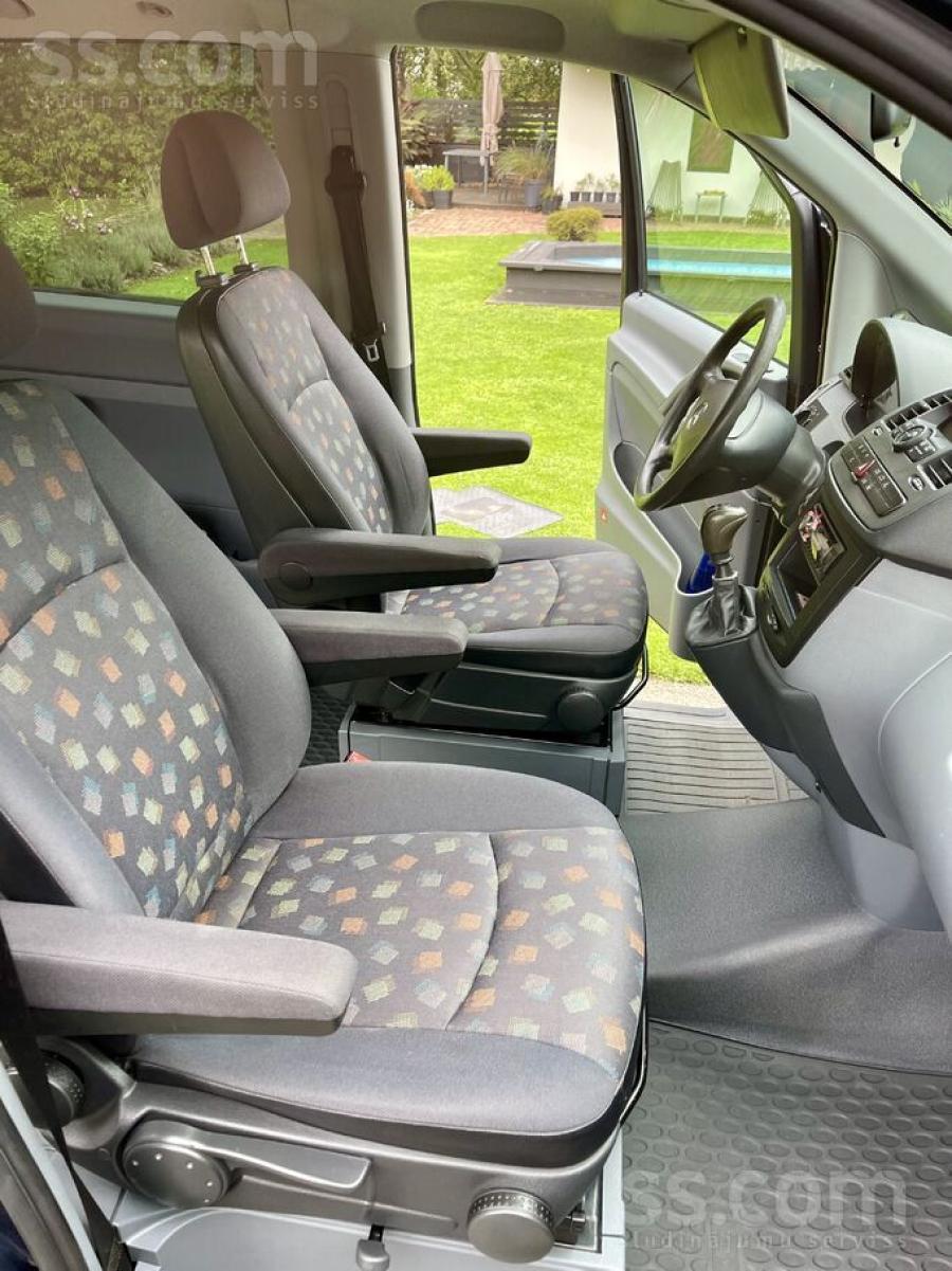 Blue Mercedes-Benz Vito 2006 in Bauska, with an engine capacity of 2.10 L and mileage of 266 thousand km for 6000 €, photo 18 on AUTOMOTO.COM.LV