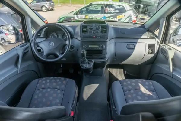 Blue Mercedes-Benz Vito 2007 in Liepaja, with an engine capacity of 2.20 L and mileage of 317 thousand km for 5850 €, photo 8 on AUTOMOTO.COM.LV
