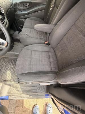 Zils Mercedes-Benz Vito 2015 Valmiera, ar dzinēja tilpumu 2.20 L un nobraukumu 356 tūkst. km par 7500 €, foto 9 vietnē AUTOMOTO.COM.LV