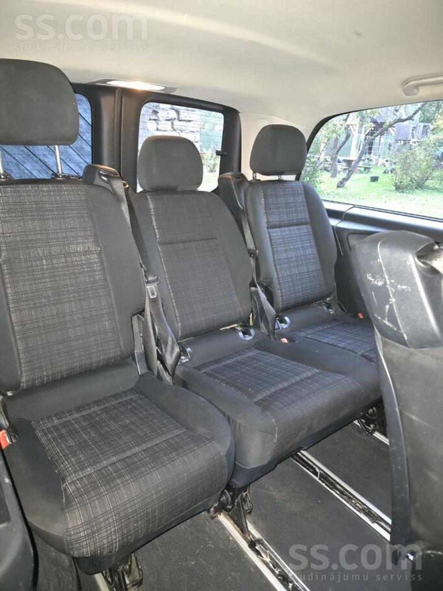 Zils Mercedes-Benz Vito 2016 Rīga, ar dzinēja tilpumu 2.10 L un nobraukumu 311 tūkst. km par 12000 €, foto 6 vietnē AUTOMOTO.COM.LV
