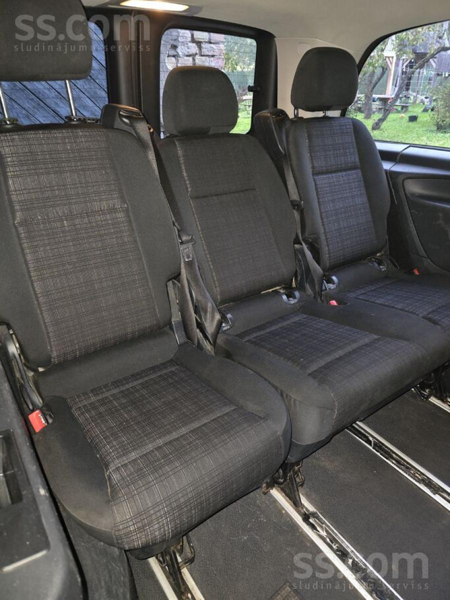 Zils Mercedes-Benz Vito 2016 Rīga, ar dzinēja tilpumu 2.10 L un nobraukumu 311 tūkst. km par 12000 €, foto 7 vietnē AUTOMOTO.COM.LV