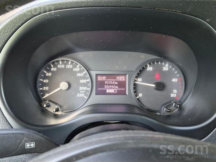 Zils Mercedes-Benz Vito 2016 Jēkabpils, ar dzinēja tilpumu 2.20 L un nobraukumu 327 tūkst. km par 7150 €, foto 6 vietnē AUTOMOTO.COM.LV