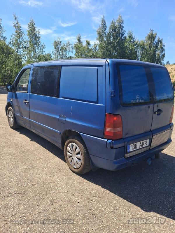 Zils Mercedes-Benz Vito 1999 Rakvere, ar dzinēja tilpumu 2.20 L un nobraukumu 400 tūkst. km par 800 €, foto 2 vietnē AUTOMOTO.COM.LV
