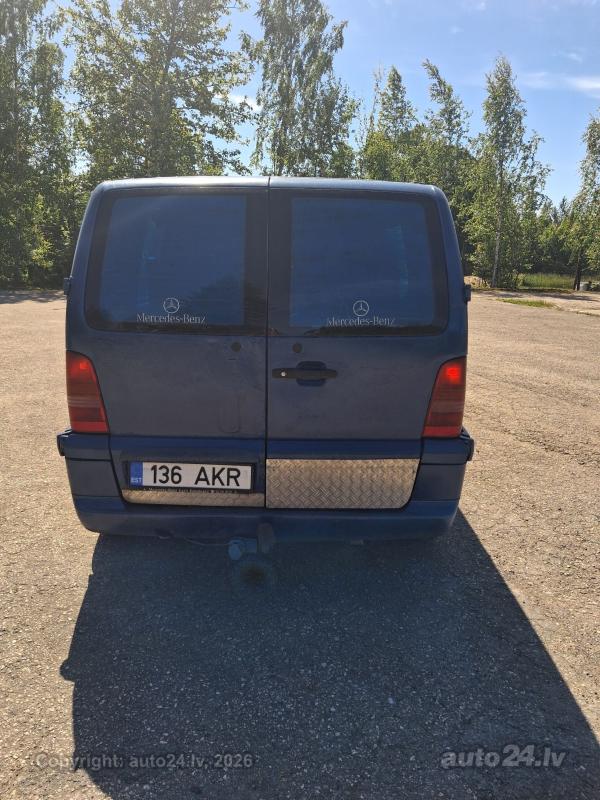 Zils Mercedes-Benz Vito 1999 Rakvere, ar dzinēja tilpumu 2.20 L un nobraukumu 400 tūkst. km par 800 €, foto 3 vietnē AUTOMOTO.COM.LV