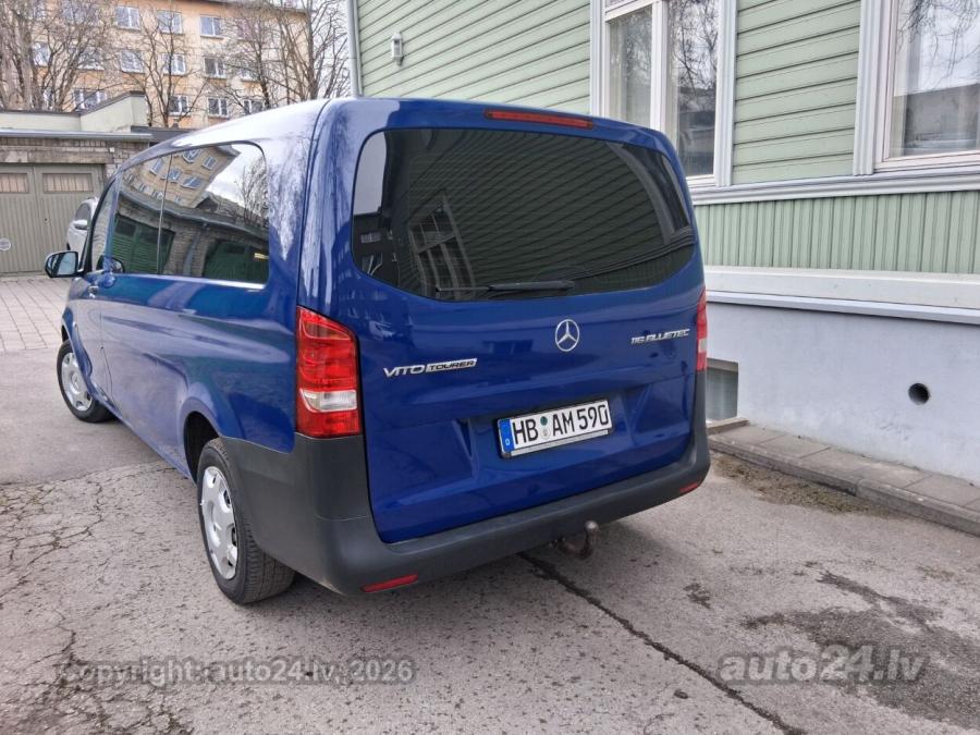 Zils Mercedes-Benz Vito 2016 Tallina, ar dzinēja tilpumu 2.10 L un nobraukumu 199 tūkst. km par 16300 €, foto 5 vietnē AUTOMOTO.COM.LV