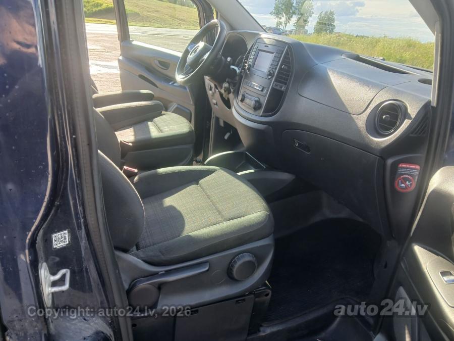 Zils Mercedes-Benz Vito 2017 Tartu, ar dzinēja tilpumu 2.10 L un nobraukumu 355 tūkst. km par 15500 €, foto 12 vietnē AUTOMOTO.COM.LV
