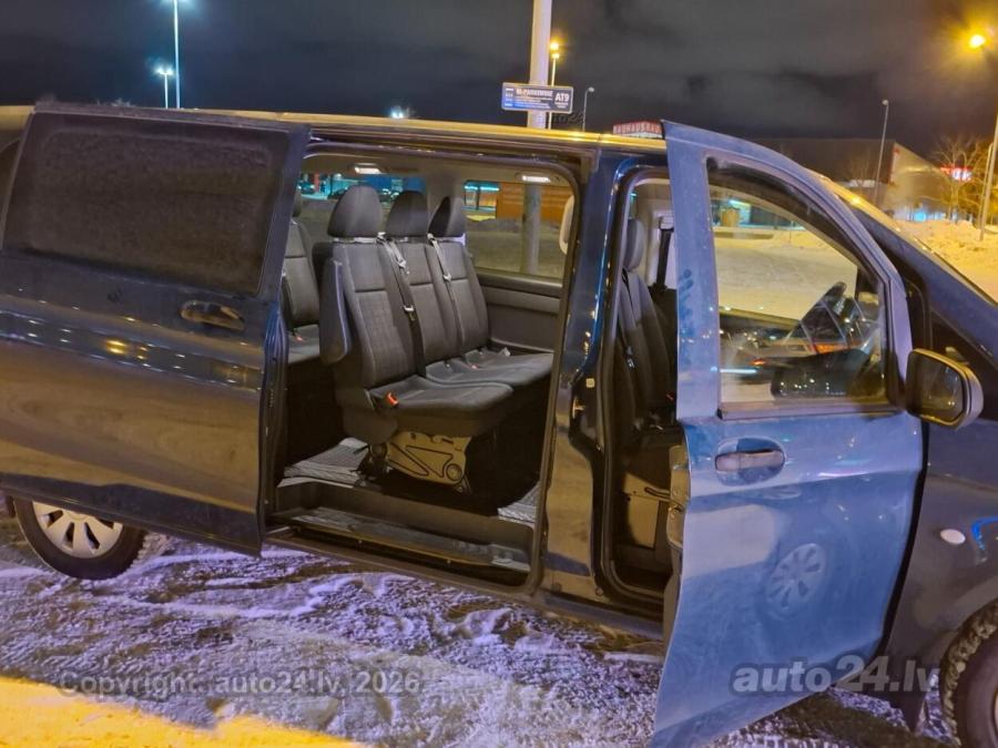 Blue Mercedes-Benz Vito 2018 in Tallinn, with an engine capacity of 2.10 L and mileage of 137 thousand km for 22300 €, photo 12 on AUTOMOTO.COM.LV