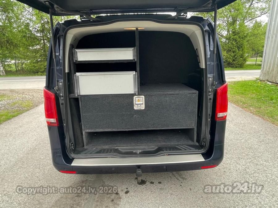 Zils Mercedes-Benz Vito 2020 Rapla, ar dzinēja tilpumu 2.00 L un nobraukumu 121 tūkst. km par 29900 €, foto 16 vietnē AUTOMOTO.COM.LV
