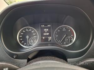 Blue Mercedes-Benz Vito 2021 in Parnu, with an engine capacity of 2.00 L and mileage of 126 thousand km for 36000 €, photo 16 on AUTOMOTO.COM.LV
