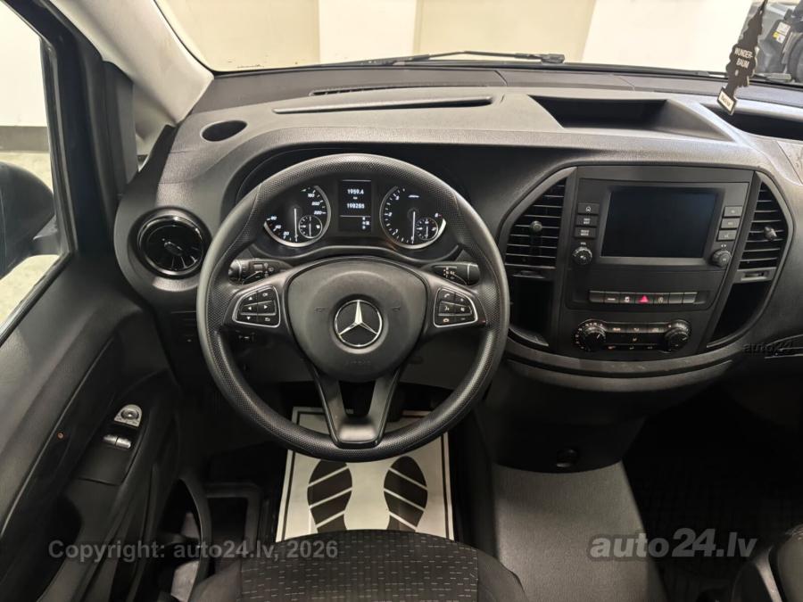 Zils Mercedes-Benz Vito 2022 Tallina, ar dzinēja tilpumu 2.00 L un nobraukumu 200 tūkst. km par 37200 €, foto 5 vietnē AUTOMOTO.COM.LV