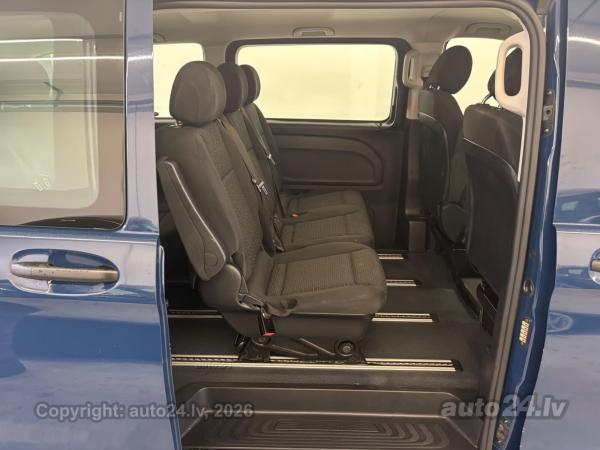 Zils Mercedes-Benz Vito 2022 Tallina, ar dzinēja tilpumu 2.00 L un nobraukumu 200 tūkst. km par 37200 €, foto 9 vietnē AUTOMOTO.COM.LV
