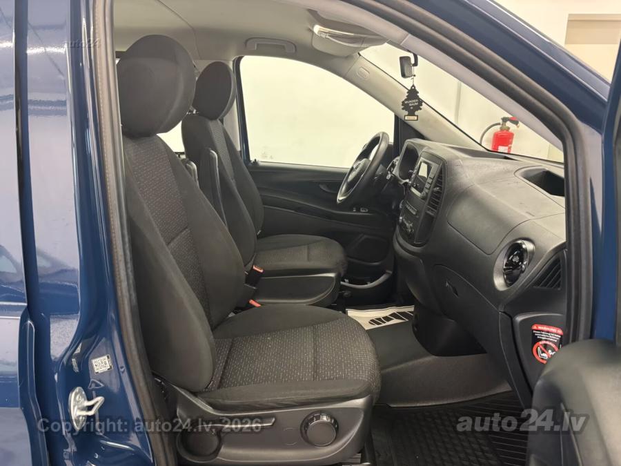 Zils Mercedes-Benz Vito 2022 Tallina, ar dzinēja tilpumu 2.00 L un nobraukumu 200 tūkst. km par 37200 €, foto 17 vietnē AUTOMOTO.COM.LV