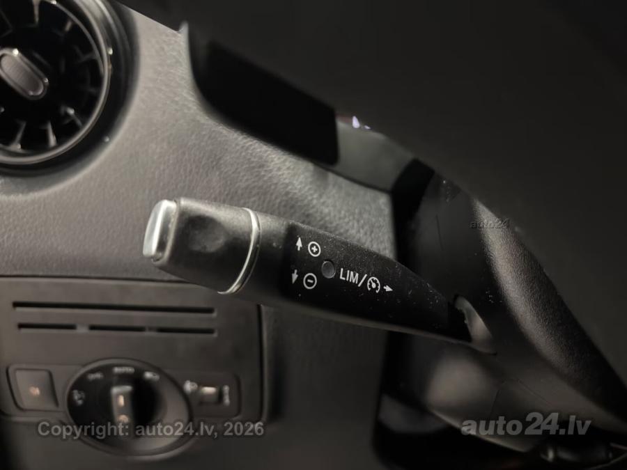 Zils Mercedes-Benz Vito 2022 Tallina, ar dzinēja tilpumu 2.00 L un nobraukumu 200 tūkst. km par 37200 €, foto 22 vietnē AUTOMOTO.COM.LV