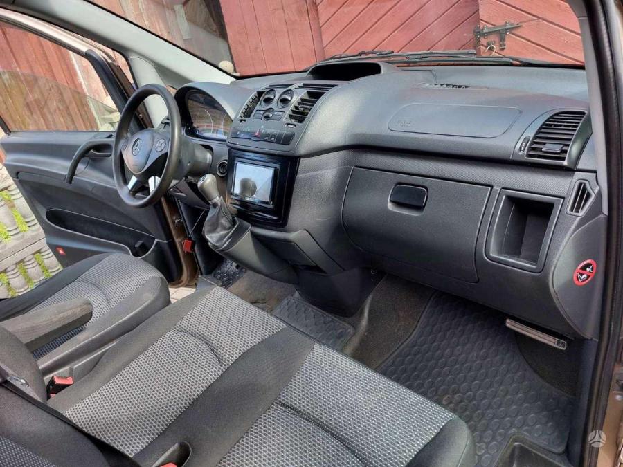 Brūns Mercedes-Benz Vito 2012 Tauragė, ar dzinēja tilpumu 2.14 L un nobraukumu 293 tūkst. km par 5300 €, foto 13 vietnē AUTOMOTO.COM.LV