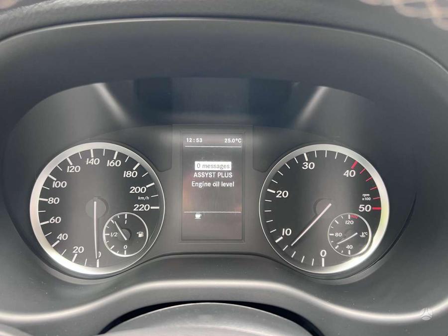 Brūns Mercedes-Benz Vito 2017 Kauņa, ar dzinēja tilpumu 2.20 L un nobraukumu 990 tūkst. km par 18100 €, foto 15 vietnē AUTOMOTO.COM.LV
