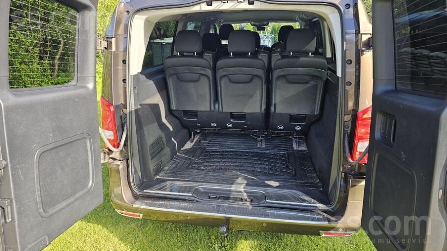Brown Mercedes-Benz Vito 2016 in Ogre, with an engine capacity of 2.10 L and mileage of 260 thousand km for 21000 €, photo 10 on AUTOMOTO.COM.LV