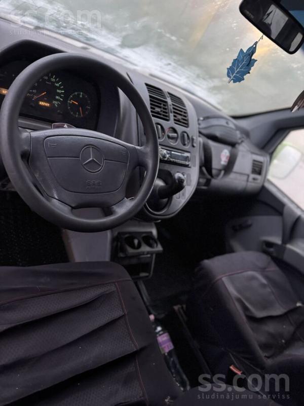 Zaļš Mercedes-Benz Vito 1997 Liepāja, ar dzinēja tilpumu 2.20 L un nobraukumu 0 tūkst. km par 2000 €, foto 5 vietnē AUTOMOTO.COM.LV
