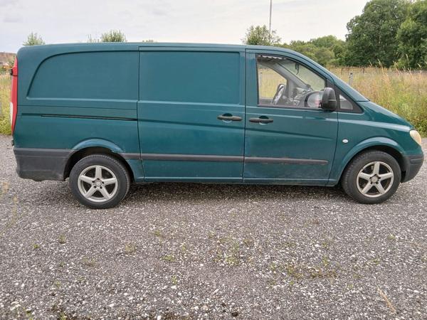 Green Mercedes-Benz Vito 2005 in Kehra, with an engine capacity of 2.10 L and mileage of 450 thousand km for 1490 €, photo 3 on AUTOMOTO.COM.LV