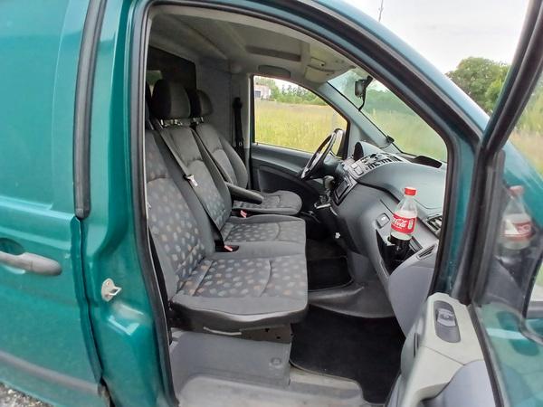 Green Mercedes-Benz Vito 2005 in Kehra, with an engine capacity of 2.10 L and mileage of 450 thousand km for 1490 €, photo 6 on AUTOMOTO.COM.LV