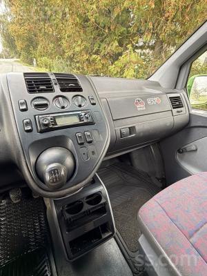 Zaļš Mercedes-Benz Vito 1997 Kuldīga, ar dzinēja tilpumu 2.30 L un nobraukumu 697 tūkst. km par 1900 €, foto 10 vietnē AUTOMOTO.COM.LV