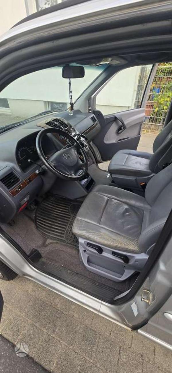 Grey Mercedes-Benz Vito 2001 in Vilnius, with an engine capacity of 2.15 L and mileage of 285 thousand km for 3500 €, photo 9 on AUTOMOTO.COM.LV