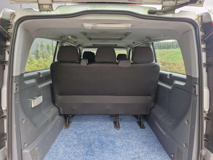 Grey Mercedes-Benz Vito 2006 in Vilnius, with an engine capacity of 2.00 L and mileage of 330 thousand km for 3950 €, photo 8 on AUTOMOTO.COM.LV