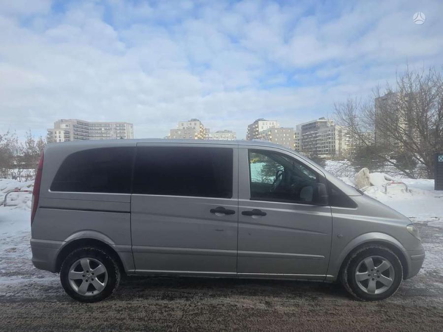 Pelēks Mercedes-Benz Vito 2007 Viļņa, ar dzinēja tilpumu 3.00 L un nobraukumu 360 tūkst. km par 2200 €, foto 3 vietnē AUTOMOTO.COM.LV
