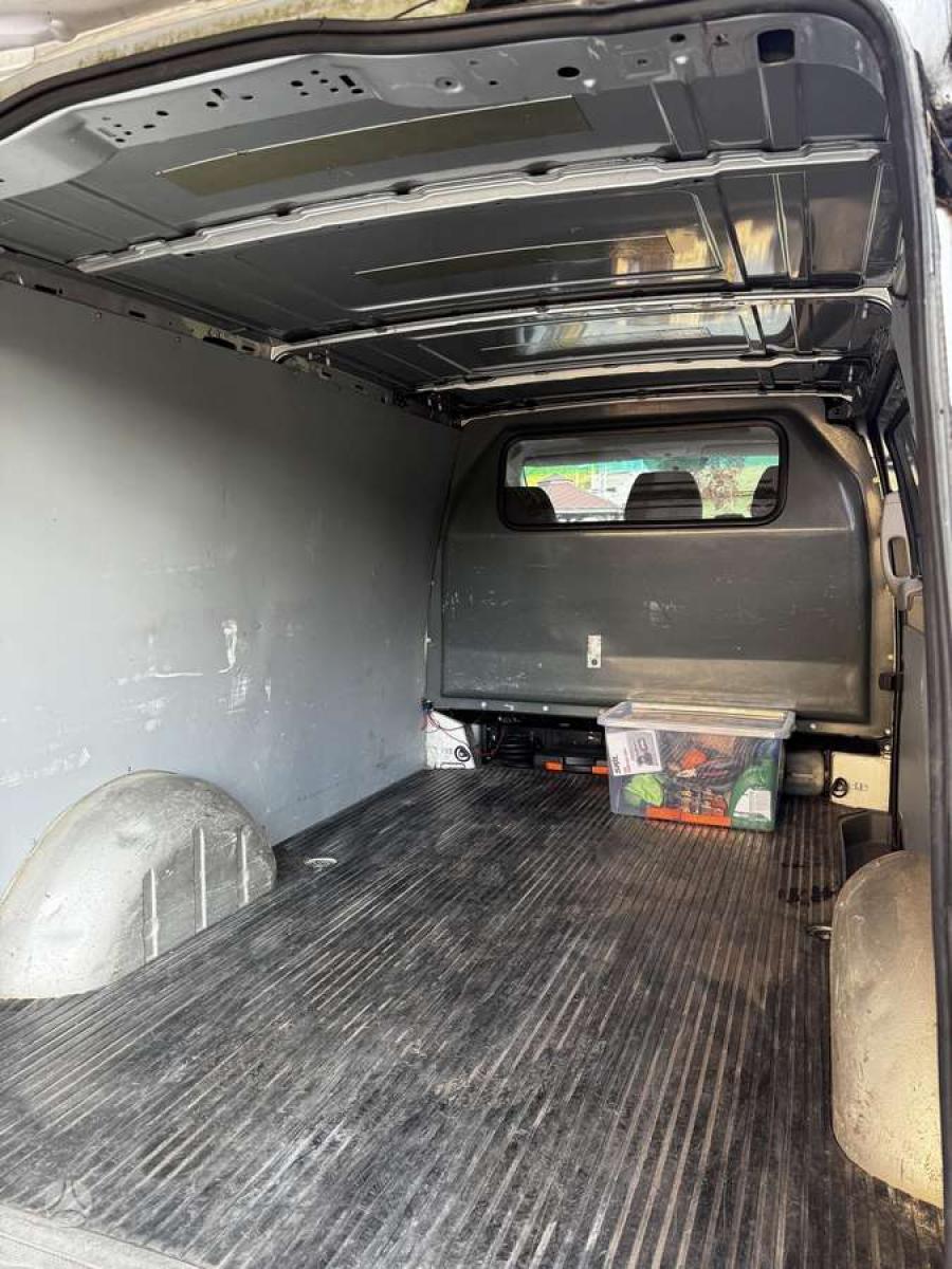 Grey Mercedes-Benz Vito 2007 in Vilnius, with an engine capacity of 2.20 L and mileage of 455 thousand km for 4850 €, photo 16 on AUTOMOTO.COM.LV