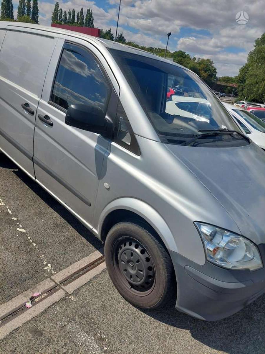 Pelēks Mercedes-Benz Vito 2012 Alīta, ar dzinēja tilpumu 2.20 L un nobraukumu 162 tūkst. km par 3200 €, foto 3 vietnē AUTOMOTO.COM.LV