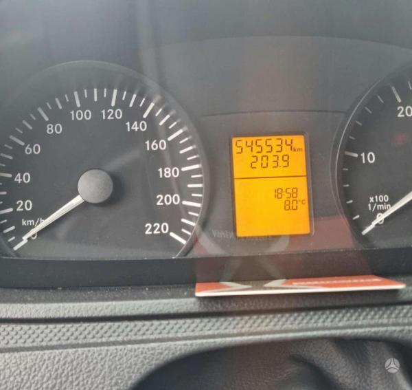 Grey Mercedes-Benz Vito 2013 in Vilnius, with an engine capacity of 2.14 L and mileage of 545 thousand km for 4200 €, photo 7 on AUTOMOTO.COM.LV