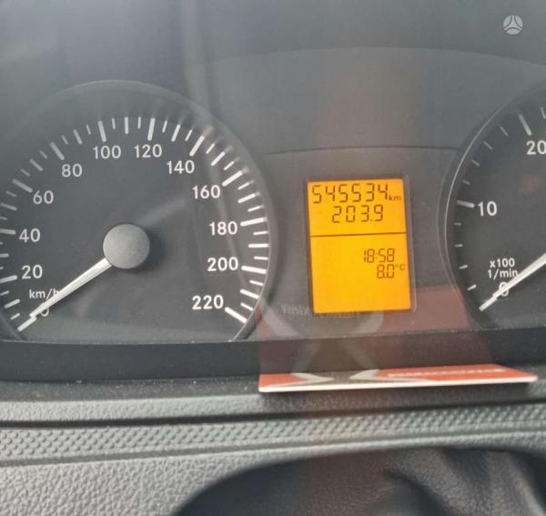 Grey Mercedes-Benz Vito 2013 in Vilnius, with an engine capacity of 2.14 L and mileage of 545 thousand km for 4500 €, photo 7 on AUTOMOTO.COM.LV