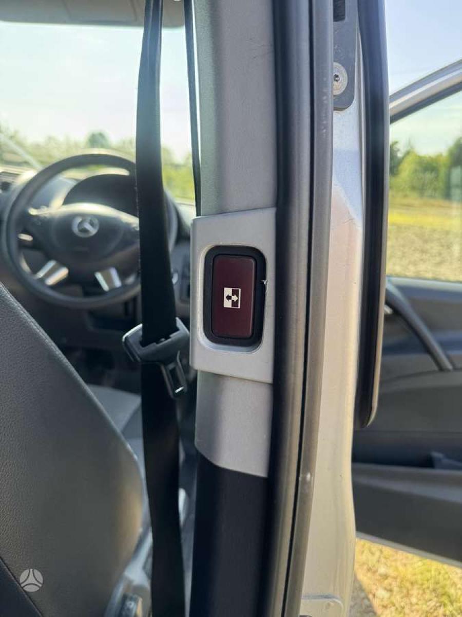 Pelēks Mercedes-Benz Vito 2013 Šauļi, ar dzinēja tilpumu 2.10 L un nobraukumu 345 tūkst. km par 4400 €, foto 22 vietnē AUTOMOTO.COM.LV