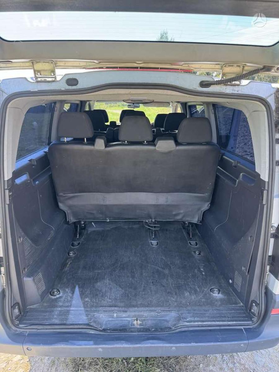 Pelēks Mercedes-Benz Vito 2013 Šauļi, ar dzinēja tilpumu 2.10 L un nobraukumu 345 tūkst. km par 4400 €, foto 25 vietnē AUTOMOTO.COM.LV