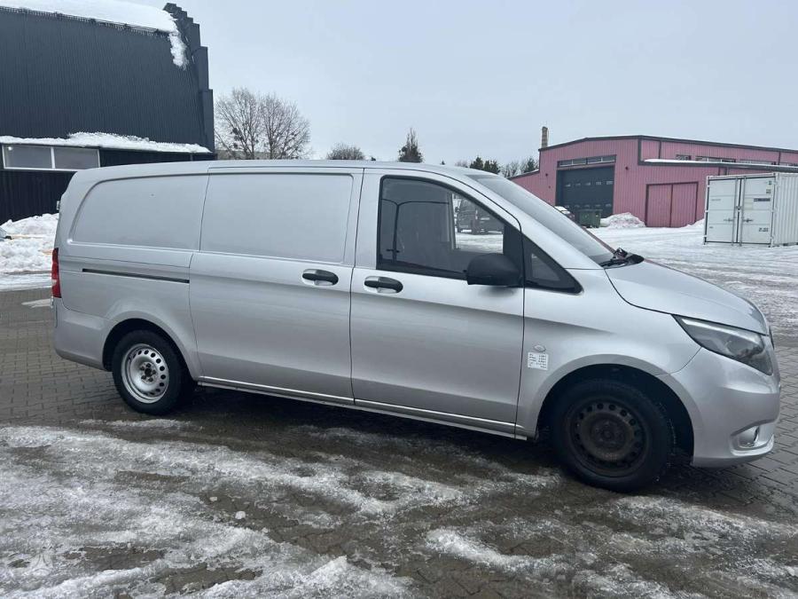 Pelēks Mercedes-Benz Vito 2016 Kauņa, ar dzinēja tilpumu 1.60 L un nobraukumu 240 tūkst. km par 9850 €, foto 4 vietnē AUTOMOTO.COM.LV