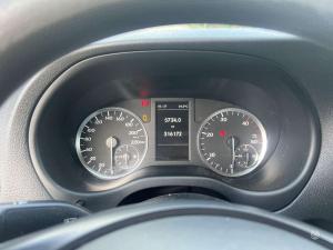 Grey Mercedes-Benz Vito 2016 in Kazlu Ruda, with an engine capacity of 1.60 L and mileage of 316 thousand km for 5150 €, photo 10 on AUTOMOTO.COM.LV
